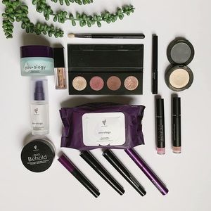 Younique Makeup | Llama Lashes Primer | Poshmark